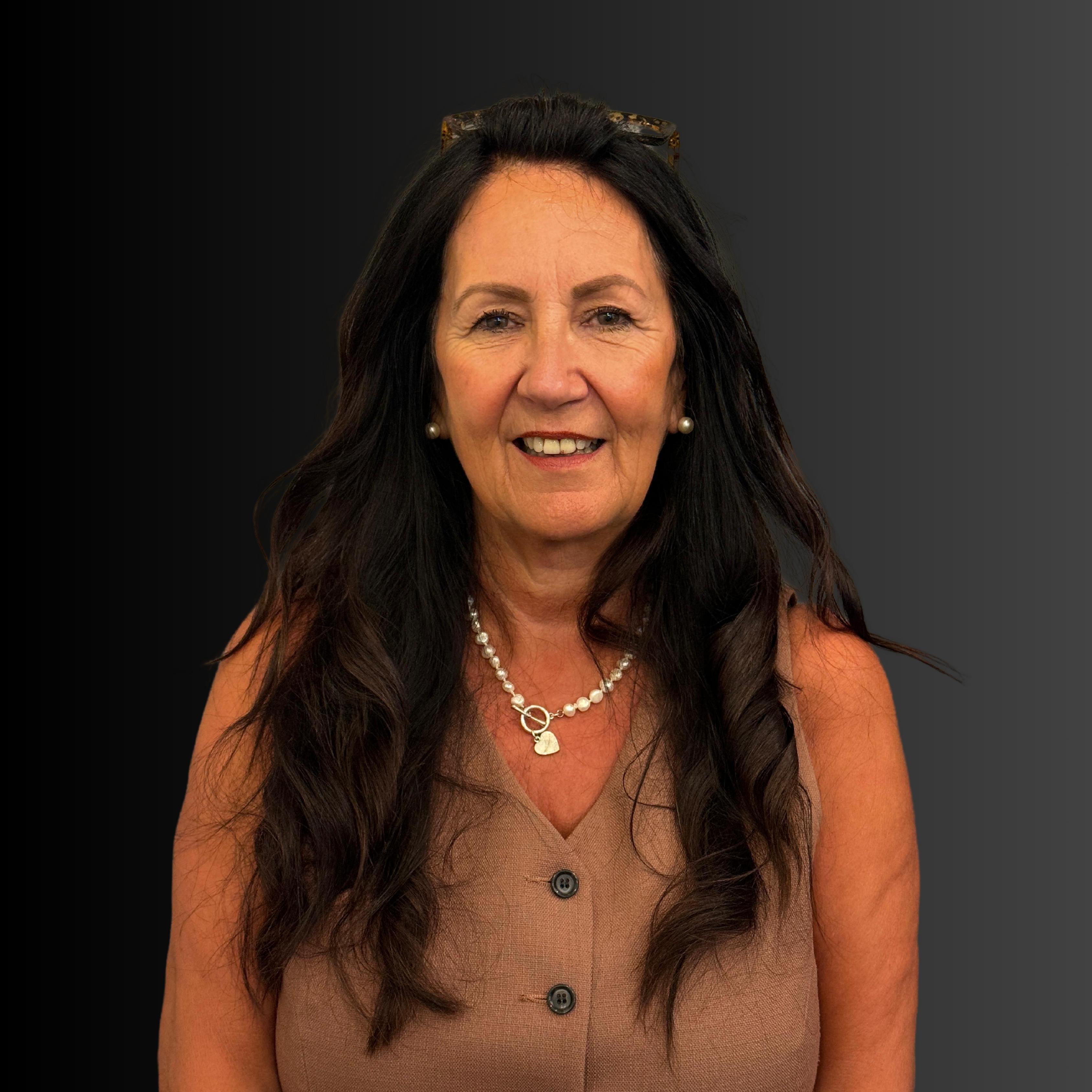 Meet the Team | Smart Estate Agent